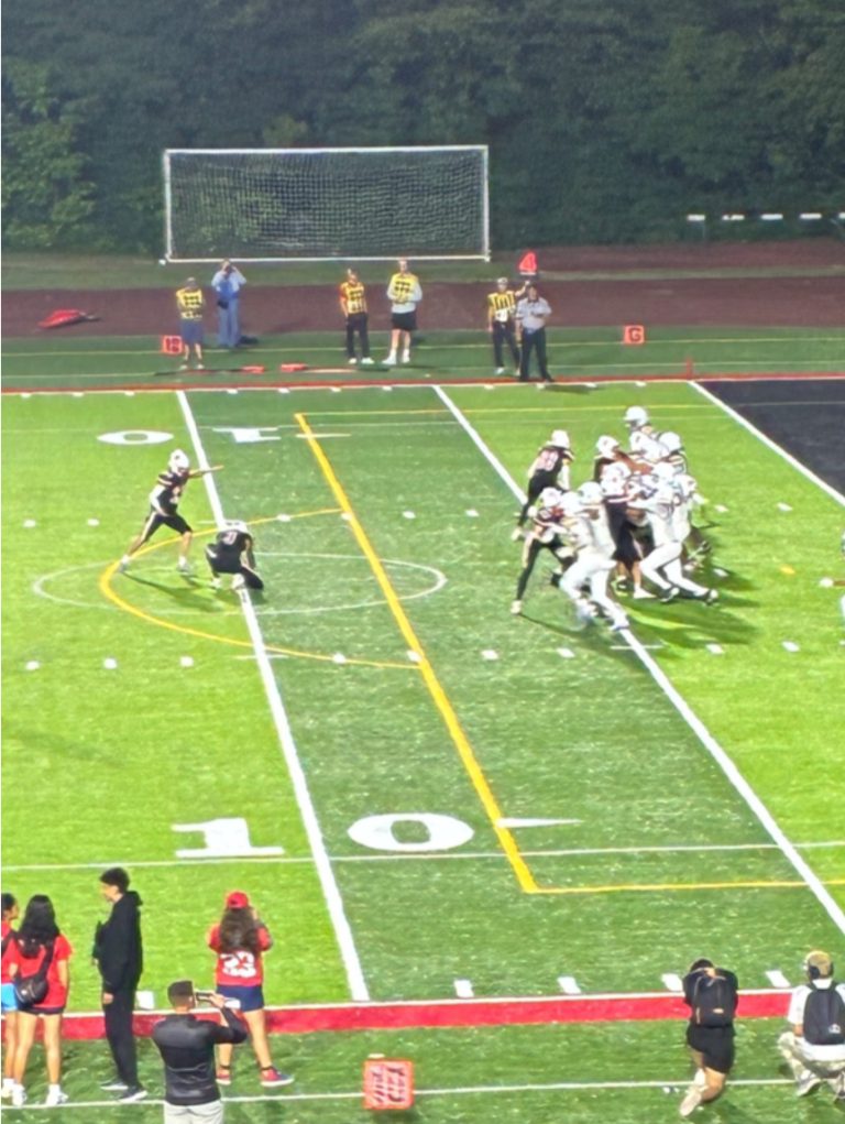 Benet Football Gets a Big Win Over De La Salle – Benet Herald